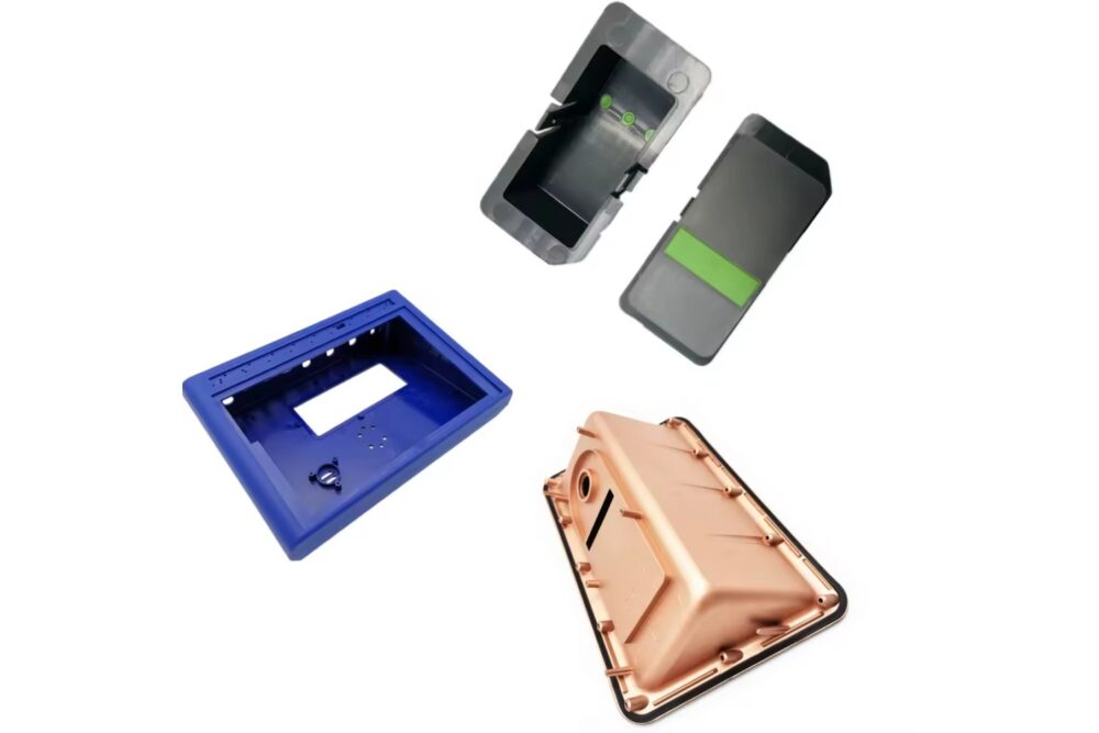 Fabricator of custom plastic molds for design of special plastic OEM ...